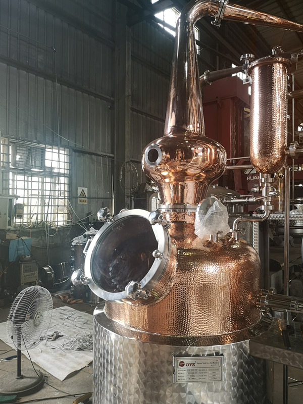 300L Copper Alcohol Distilling Equipment Vodka Towers Distiller from ...